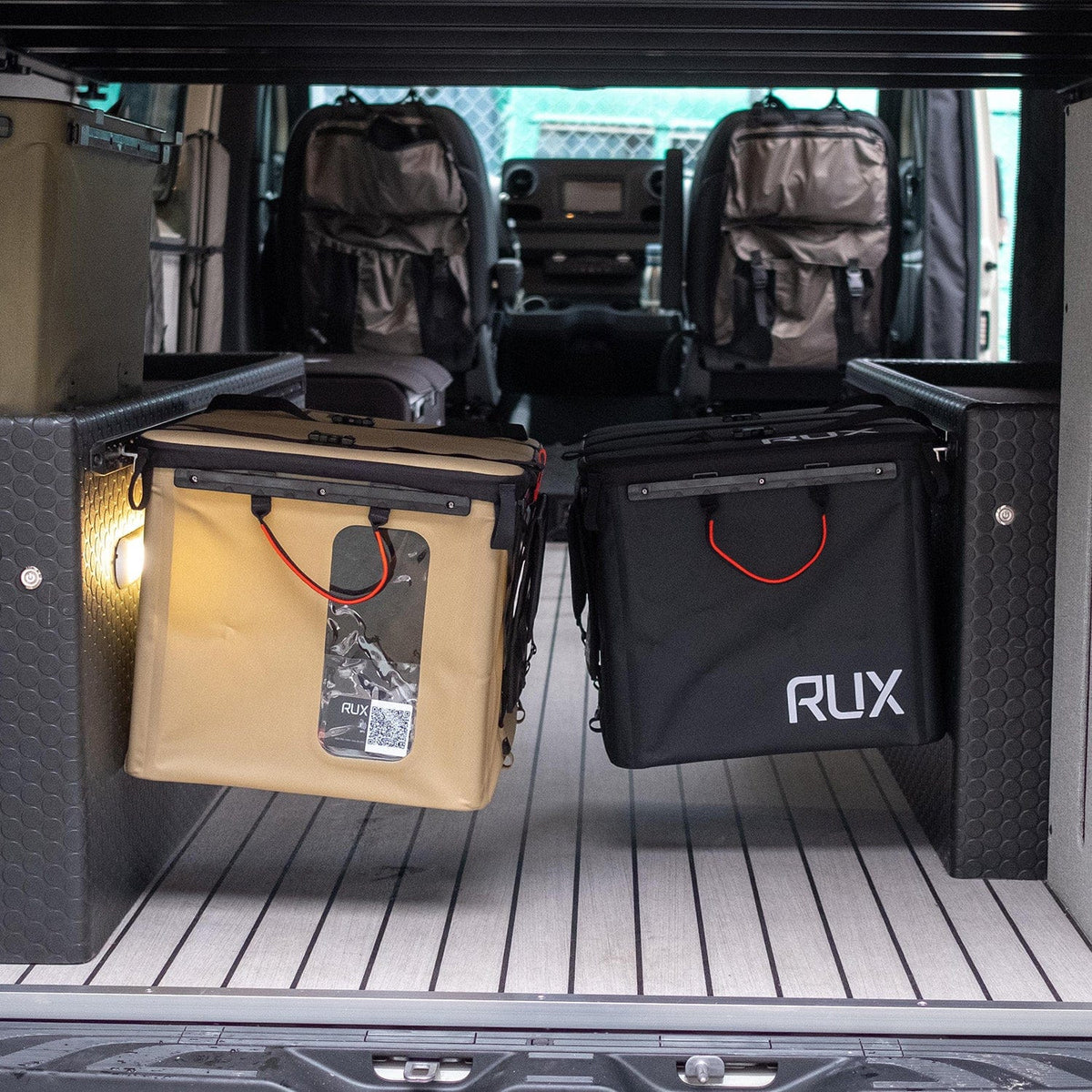 Slatwall and L Track Hooks for RUX 70L